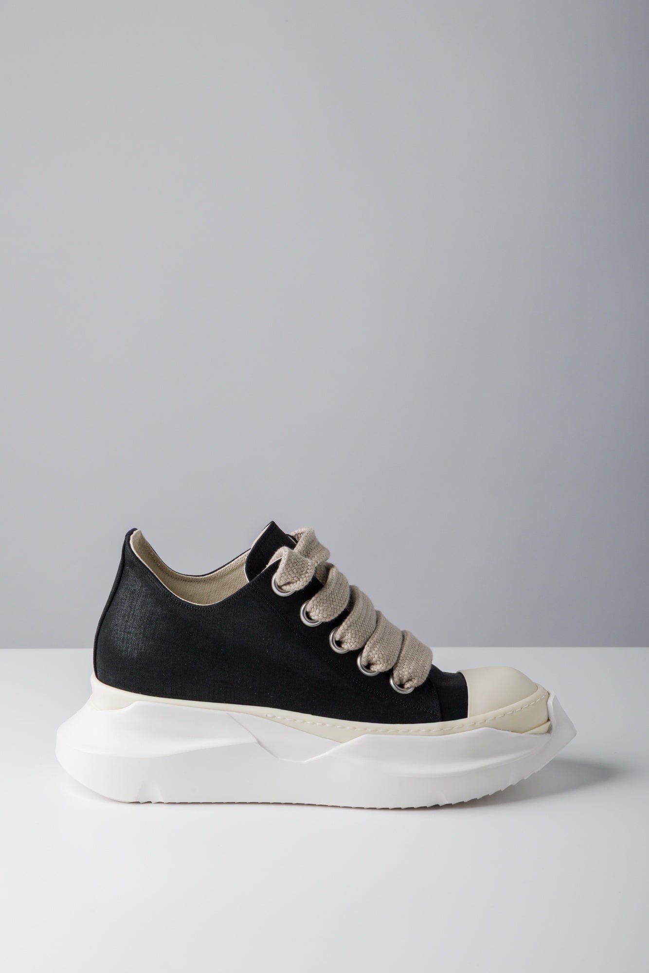 Rick Owens DRKSHDW Jumbo Lace Abstract Low Sneaks in Black / Milk SS25 ...