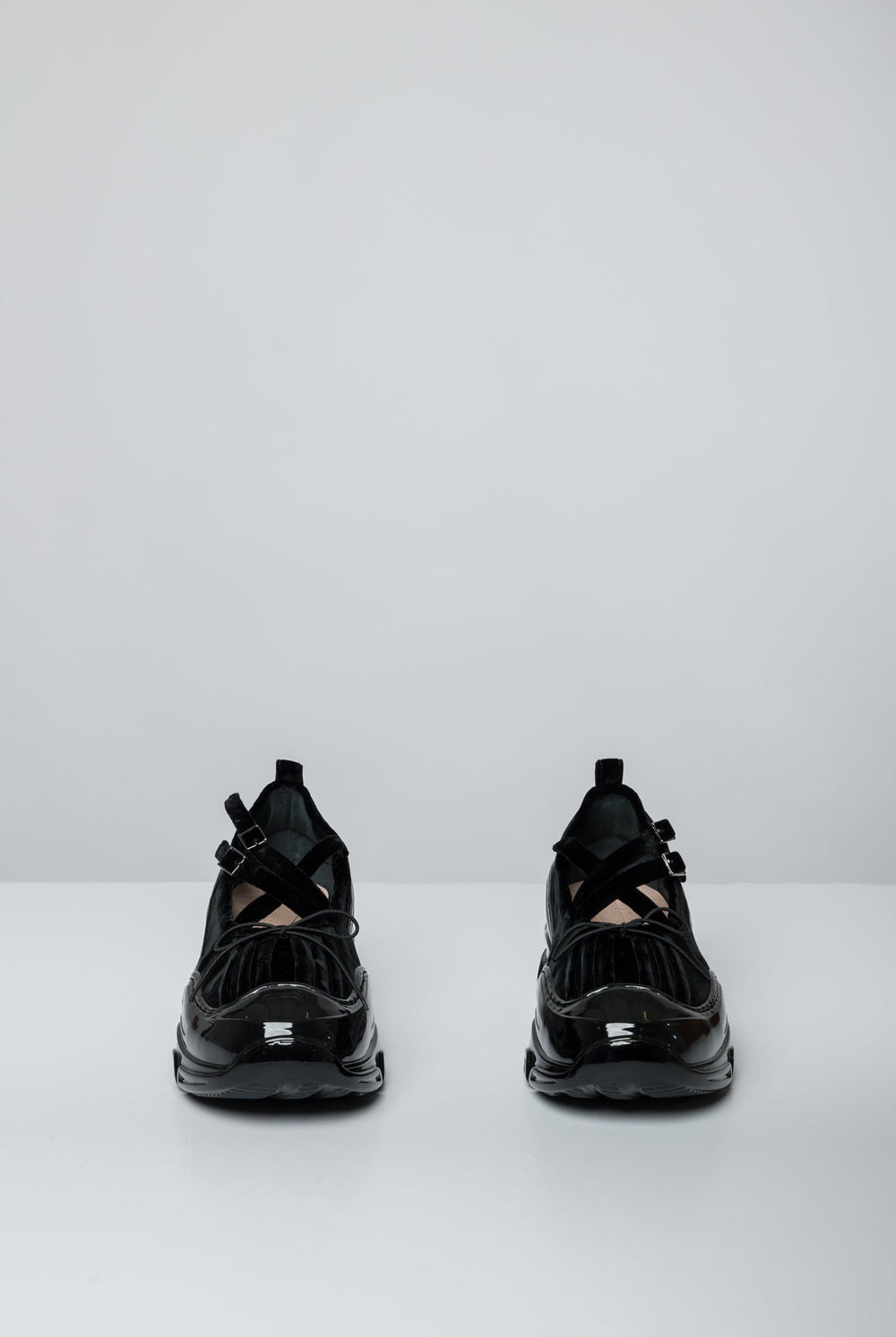 Simone Rocha Classic Criss Cross Tracker Ballerina – Antidote Fashion ...